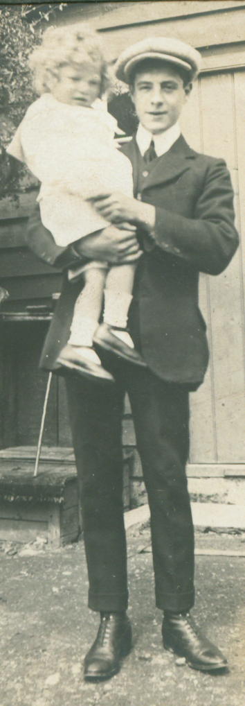 Annie Pratten photos