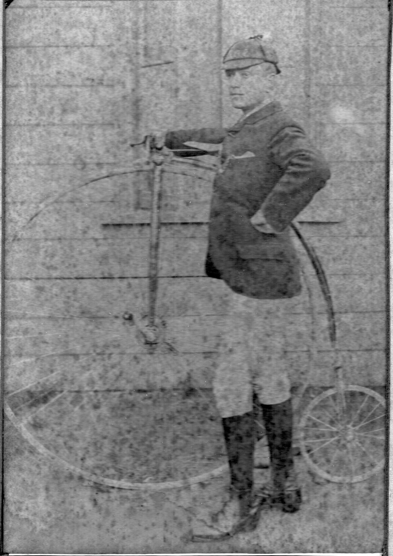 Annie Pratten photos